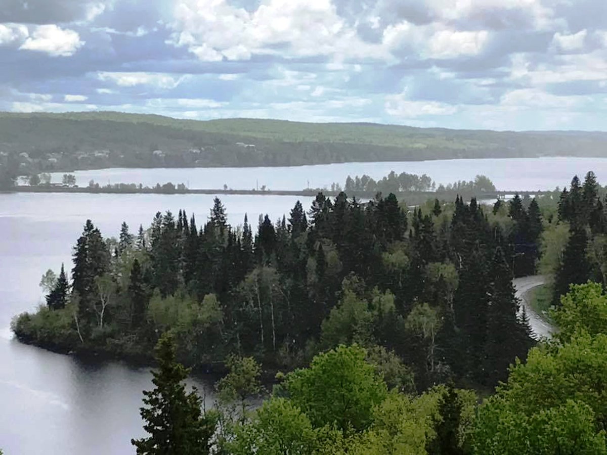 Lac-Bouchette veut restaurer les passerelles et sentiers des marais